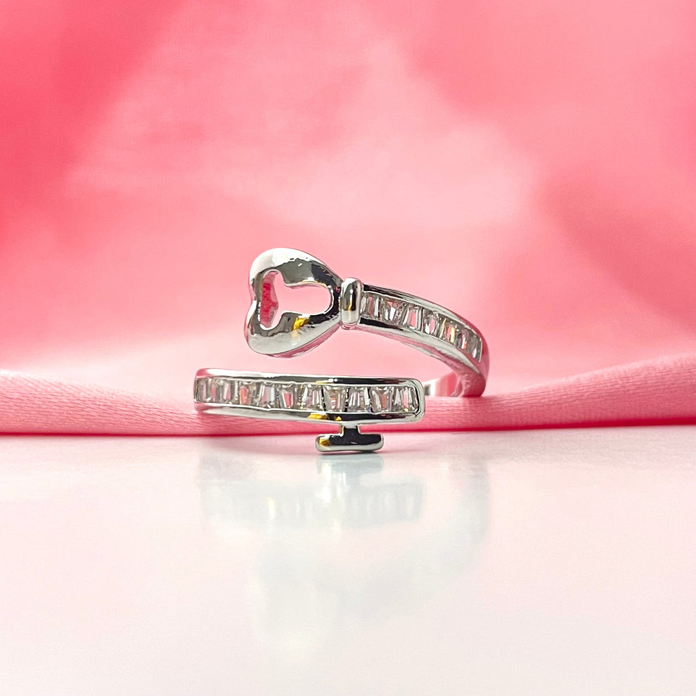 Adjustable Silver Lock Key Stone Studded Ring – Glossy Lust